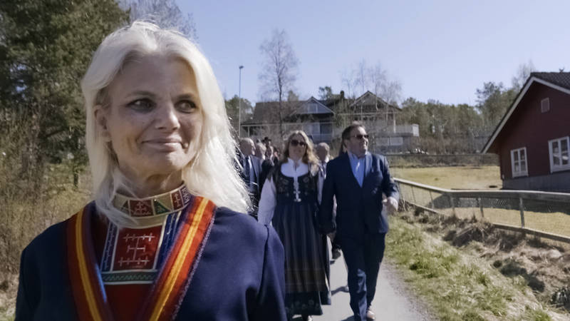 Beneath The Surface – De DocUpdate